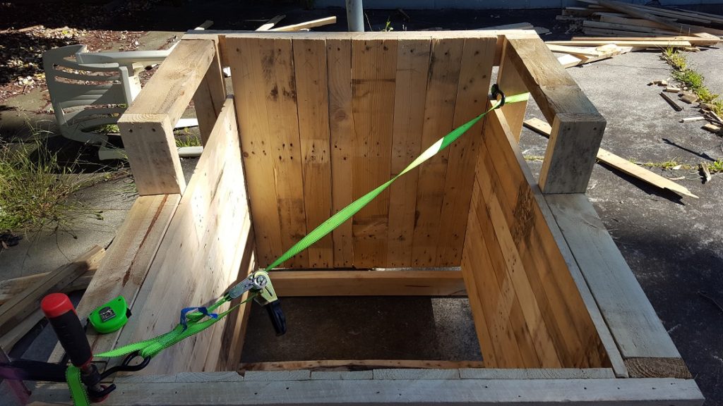 pallet tank squaring the base - Practical Sustainability